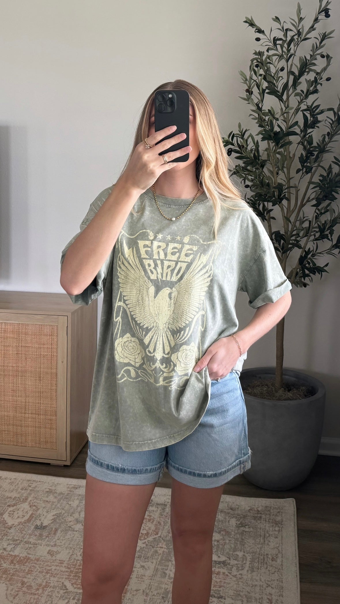 Cuffed Free Bird Graphic Tee / Sage Green – KAE Clothing