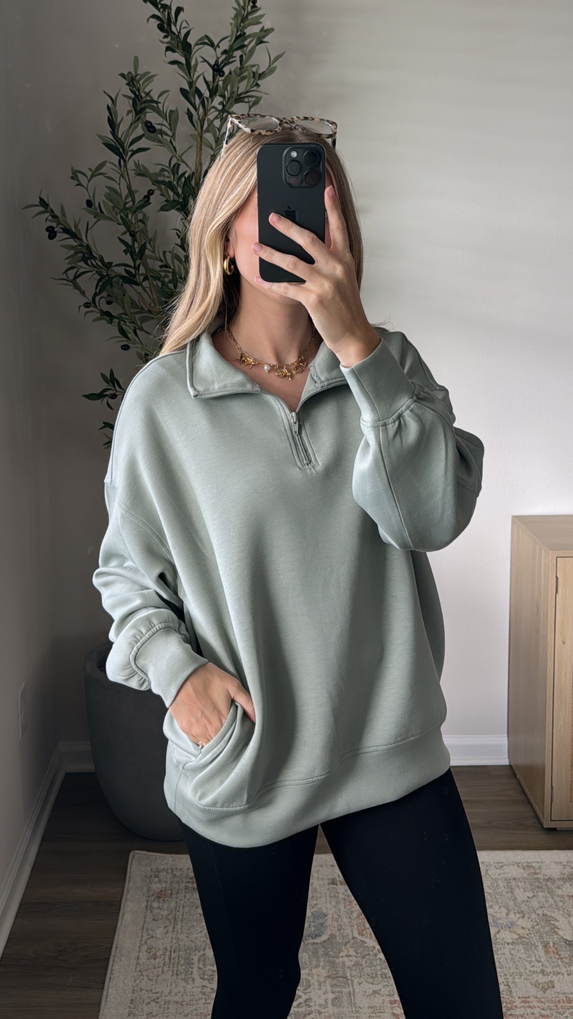 Scuba Quarter Zip / Dusty Sage – KAE Clothing